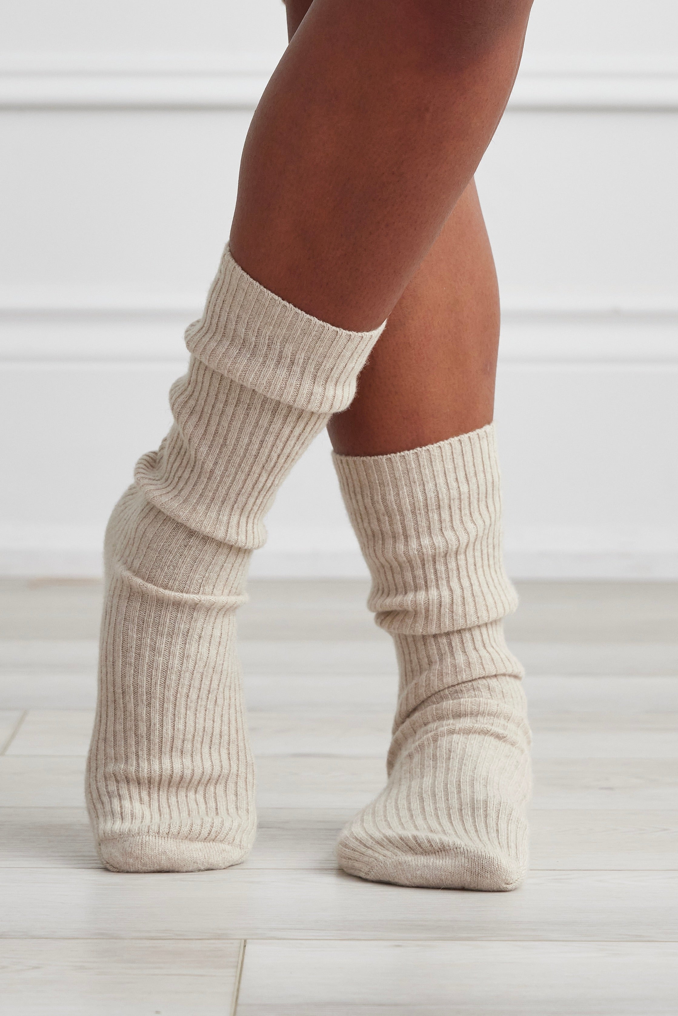 KIP Pure Cashmere Sleep Socks in Champagne – Only on The Avenue