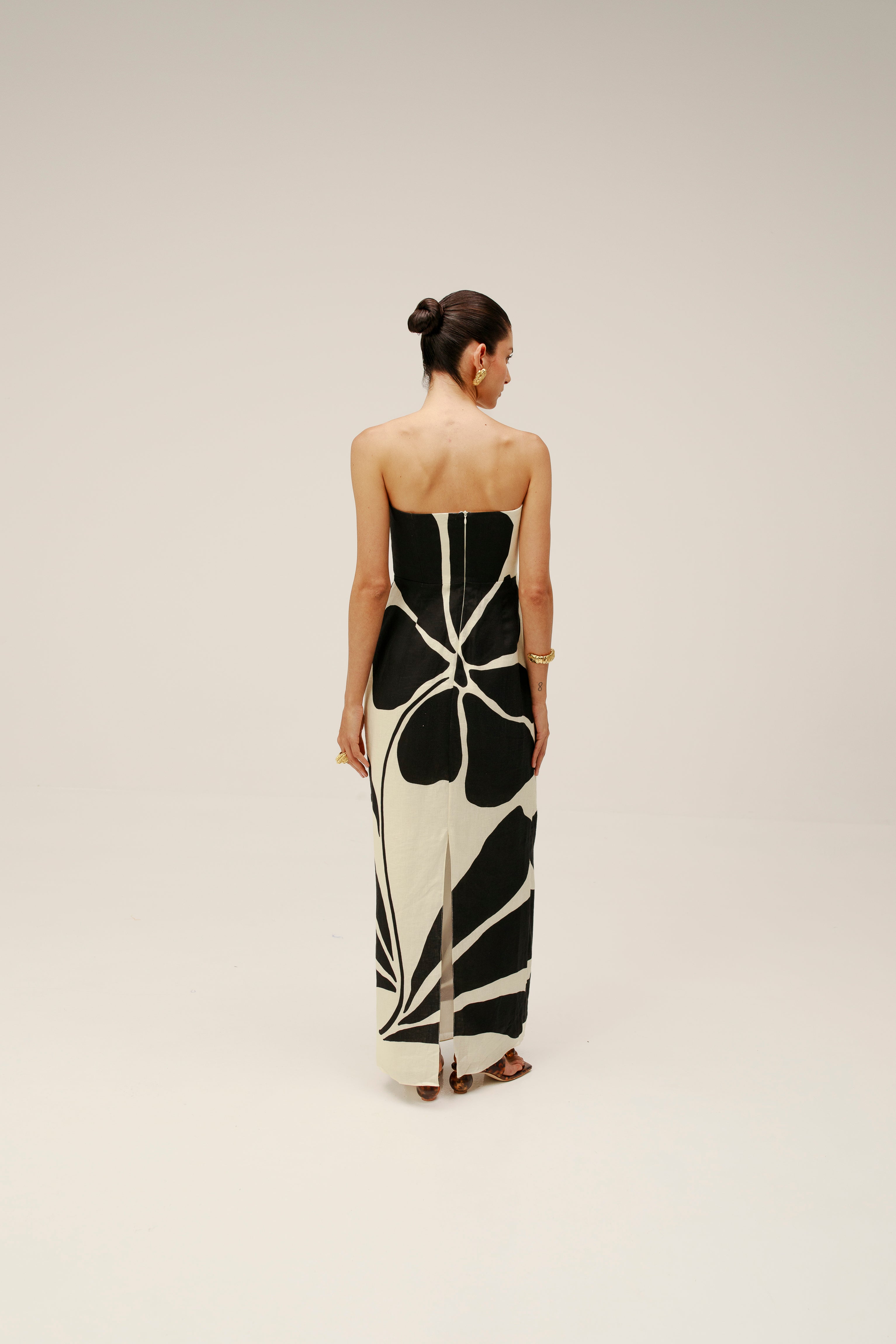 CALA DE LA CRUZ April Dress, Camellia Black & White – Only on The Avenue